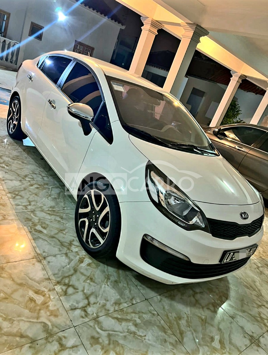 Kia Pride 2017 (Gasolina) - Angocarro