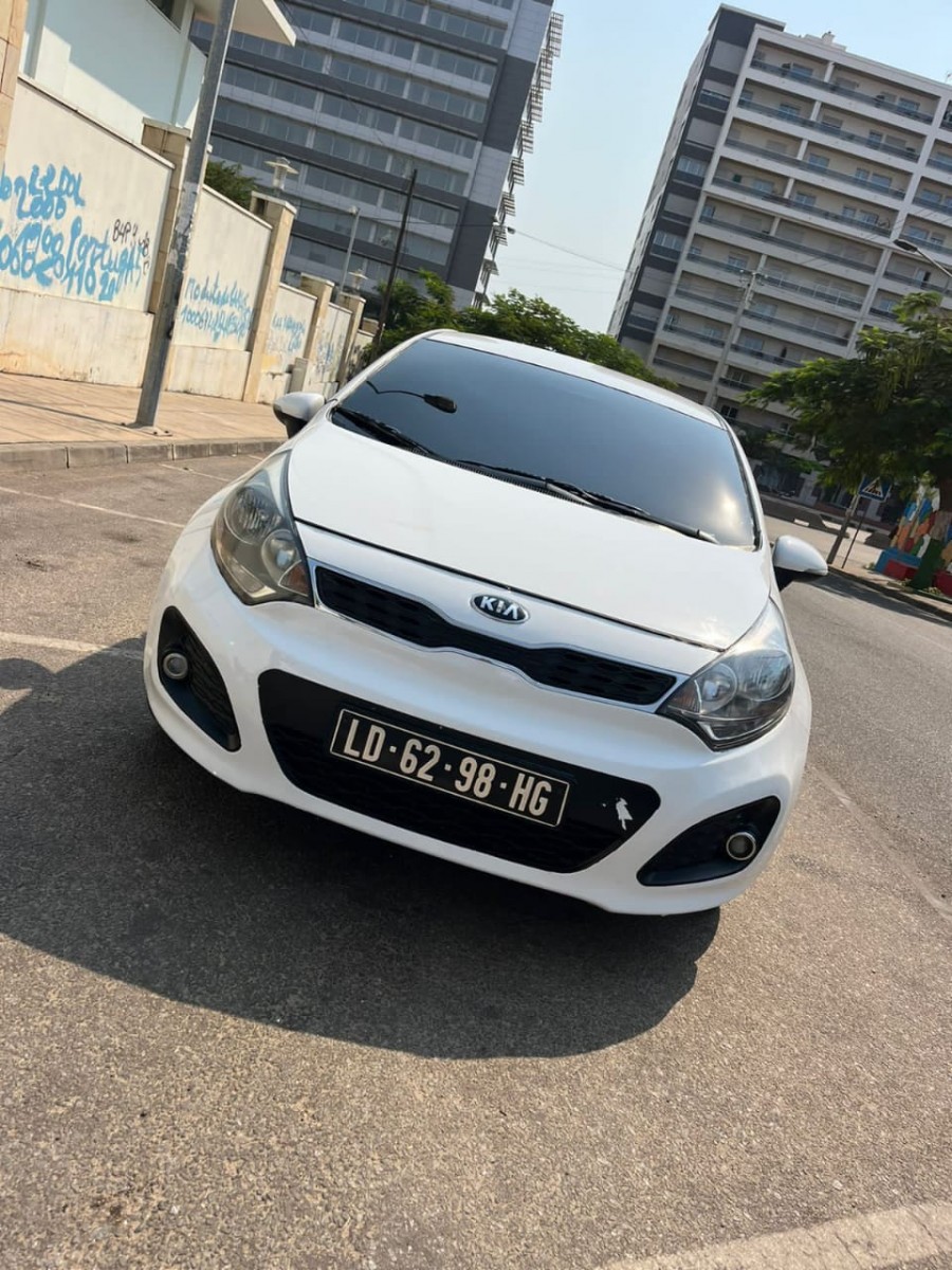 Kia Pride 2018 (Gasolina) - Angocarro