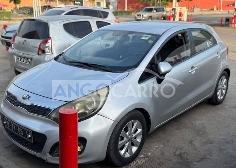 Kia Pride 2018 (Gasolina) - Angocarro