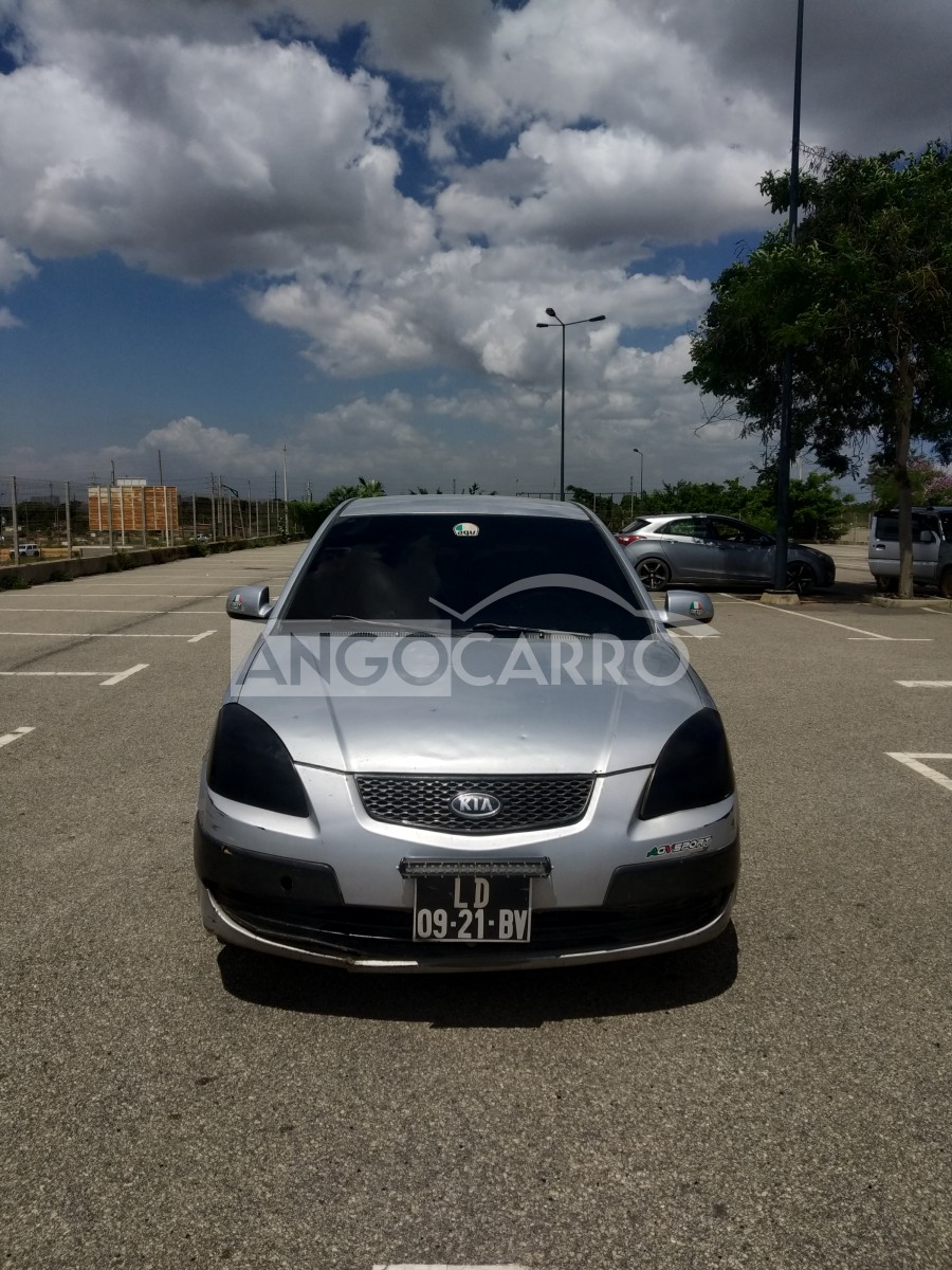 Kia Rio 2008 (Gasolina) - Angocarro