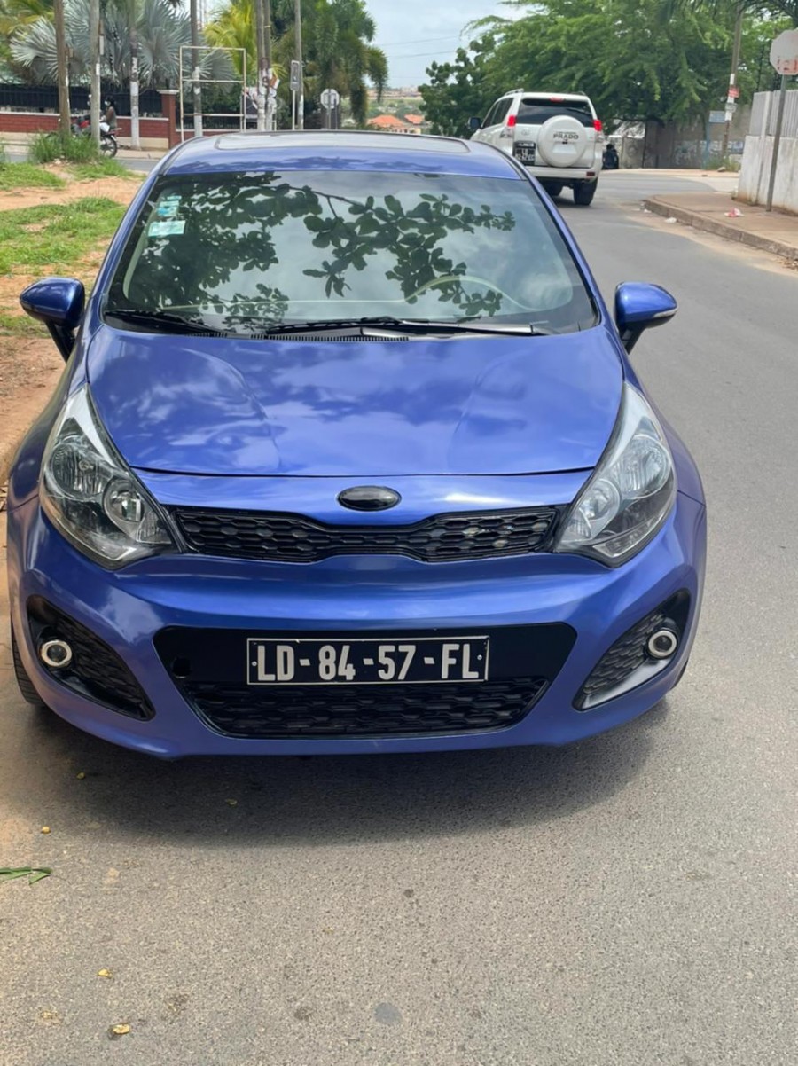 Kia Rio 2014 (Gasolina) - Angocarro