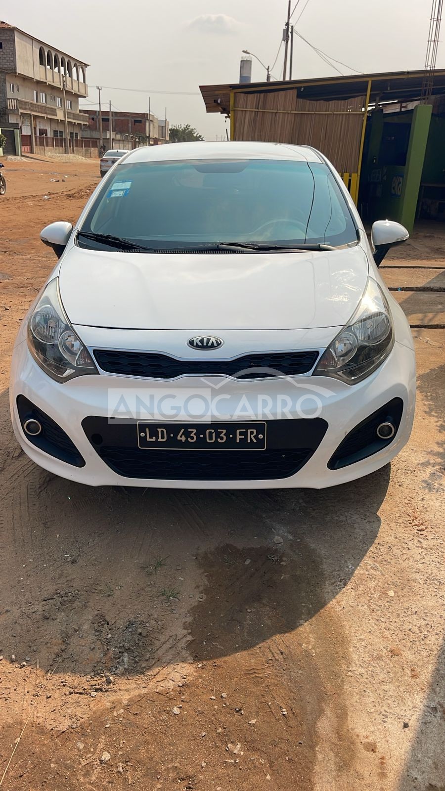 Kia Rio 2014 (Gasolina) - Angocarro