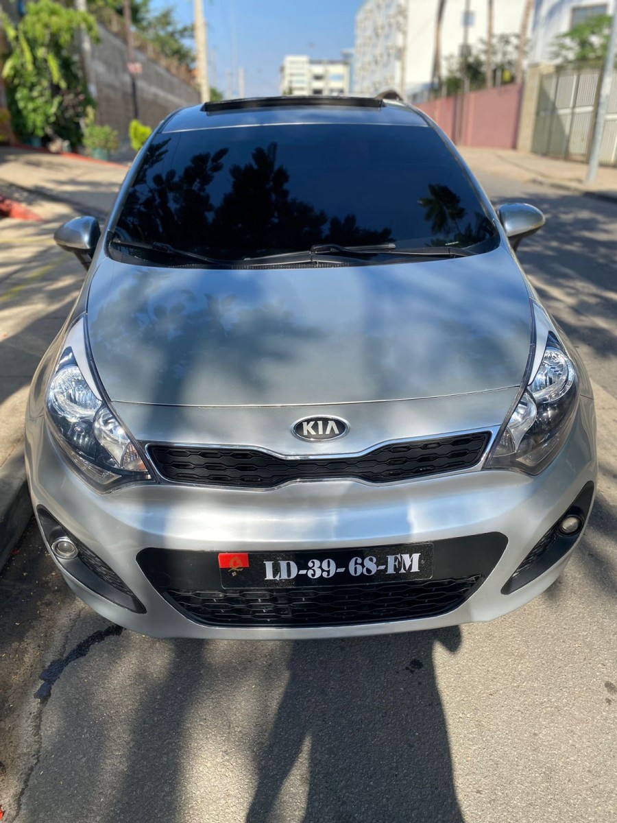 Kia Rio 2014 (Gasolina) - Angocarro
