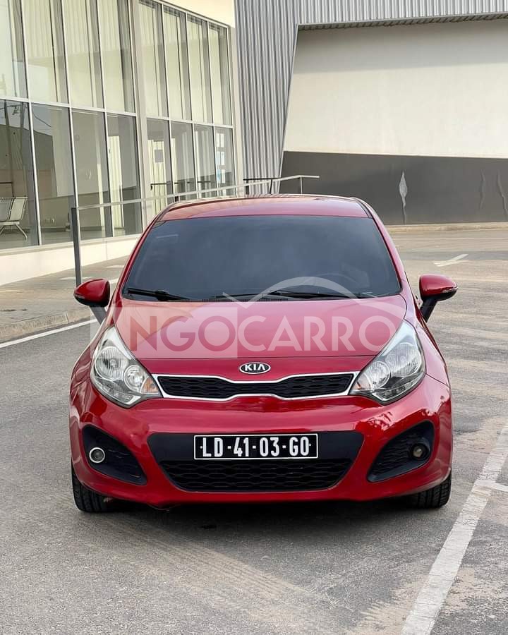 Kia Rio 2016 (Gasolina) - Angocarro