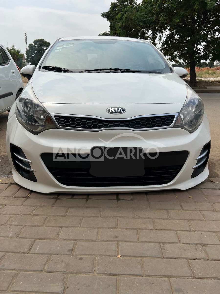 Kia Rio 2016 (Gasolina) - Angocarro