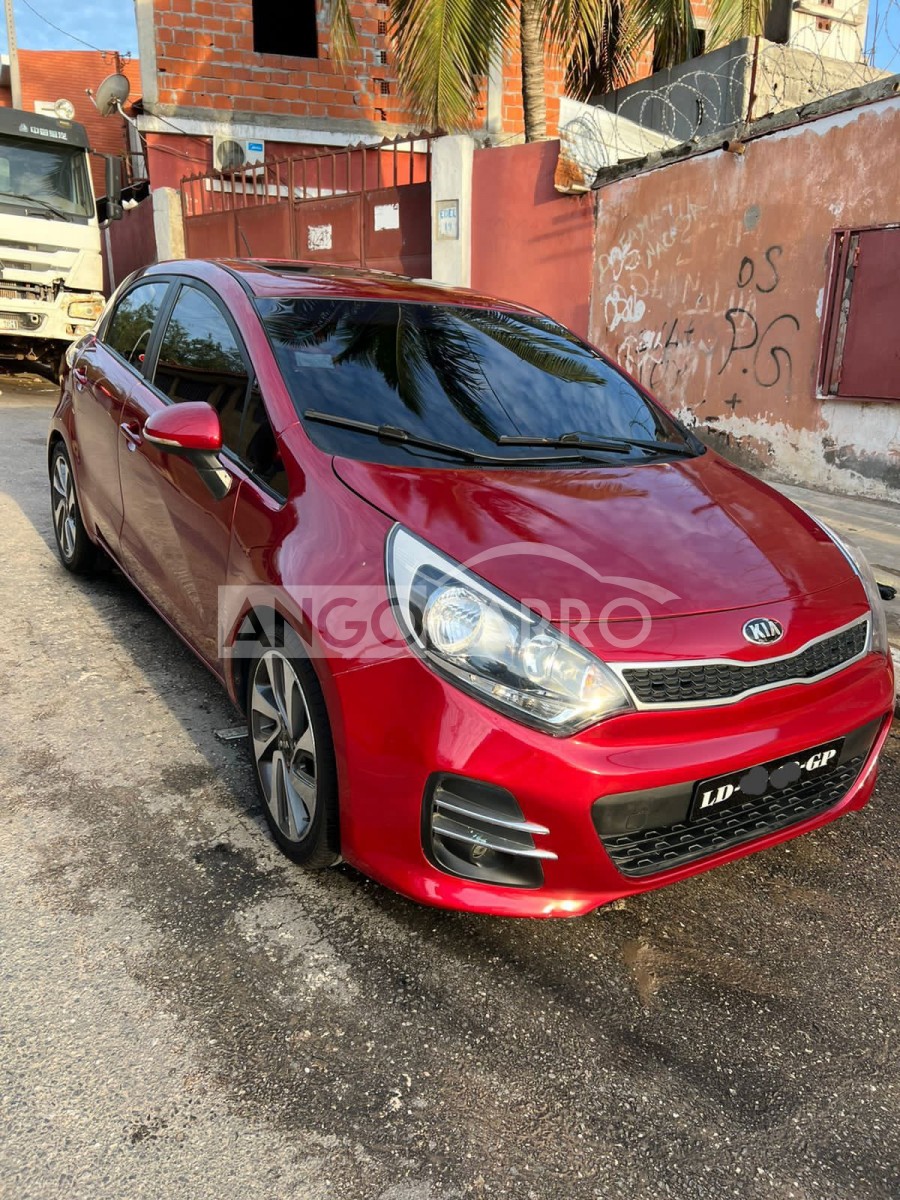 Kia Rio 2016 (Gasolina) - Angocarro
