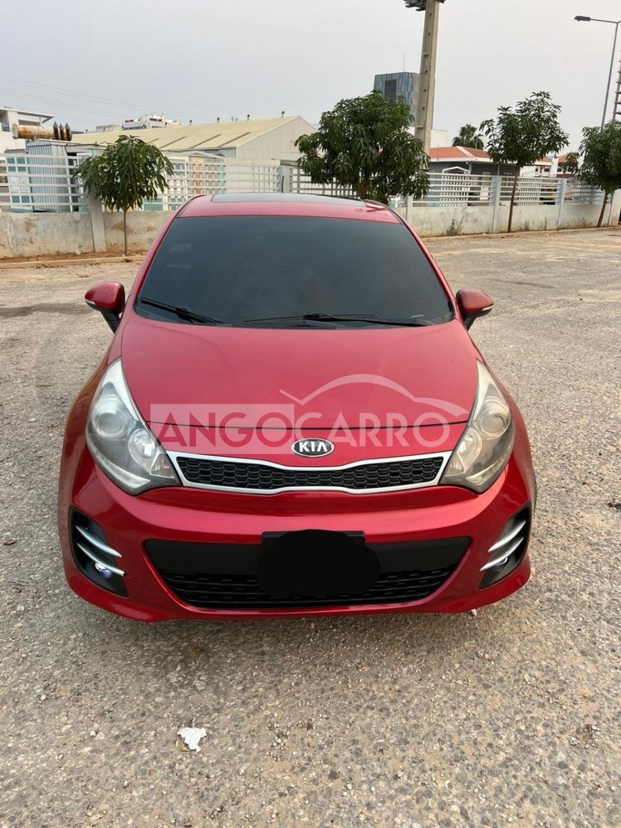 Kia Rio 2016 (Gasolina) - Angocarro