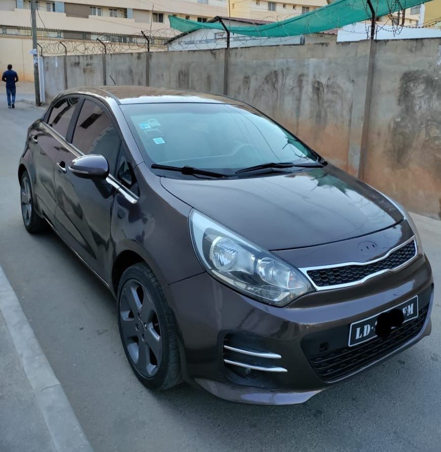Kia Rio 2016 (Gasolina) - Angocarro