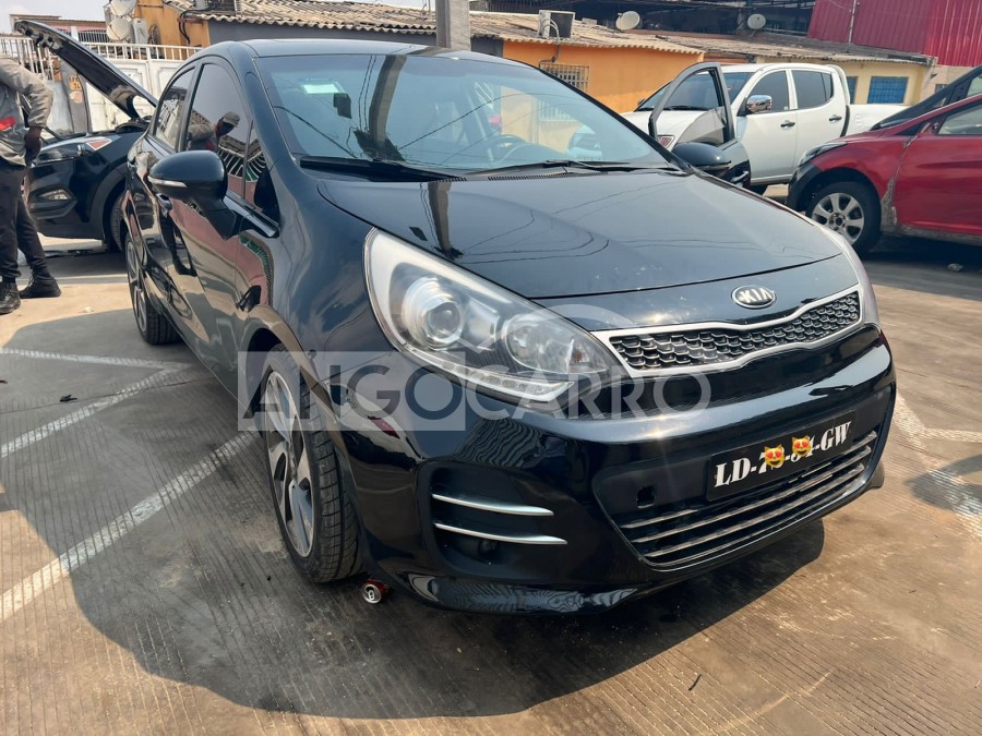 Kia Rio 2016 (Gasolina) - Angocarro