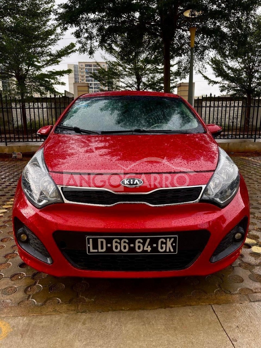 Kia Rio 2016 (Gasolina) - Angocarro