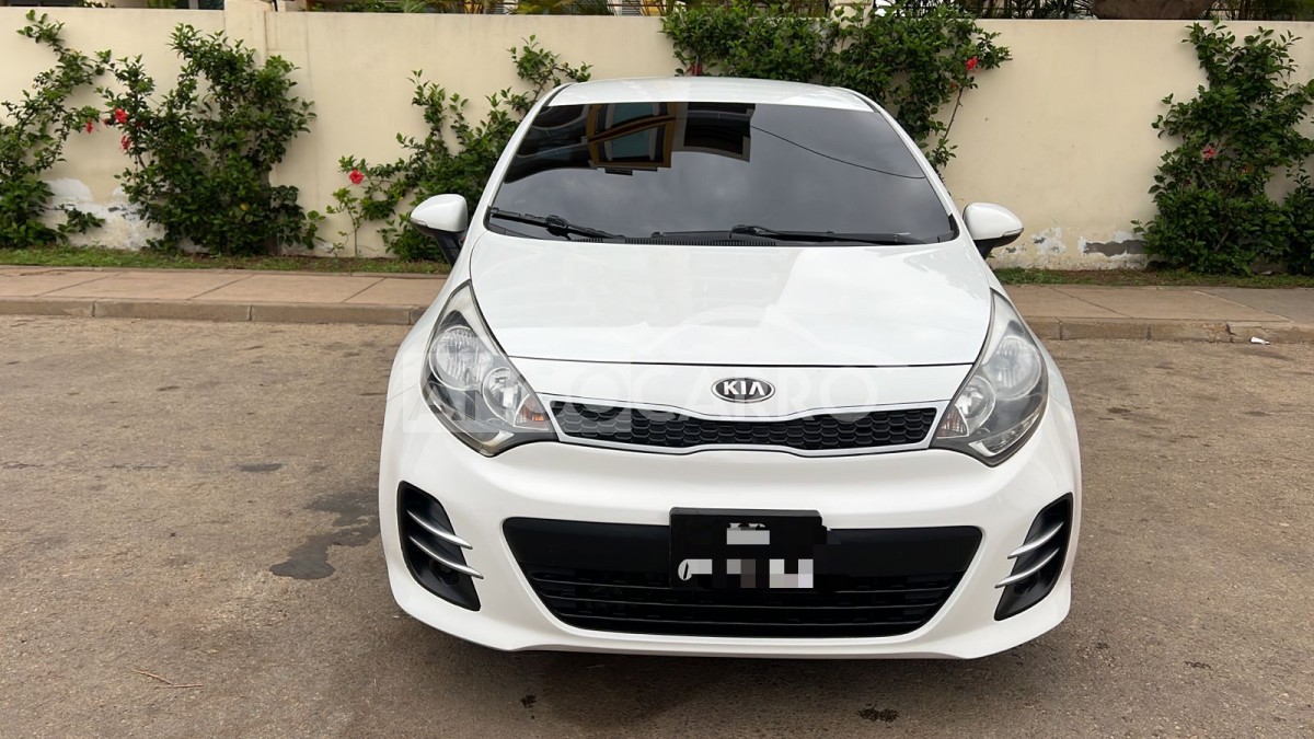 Kia Rio 2017 (Gasolina) - Angocarro