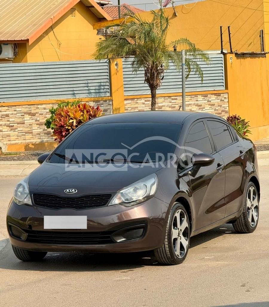 Kia Rio 2017 (Gasolina) - Angocarro