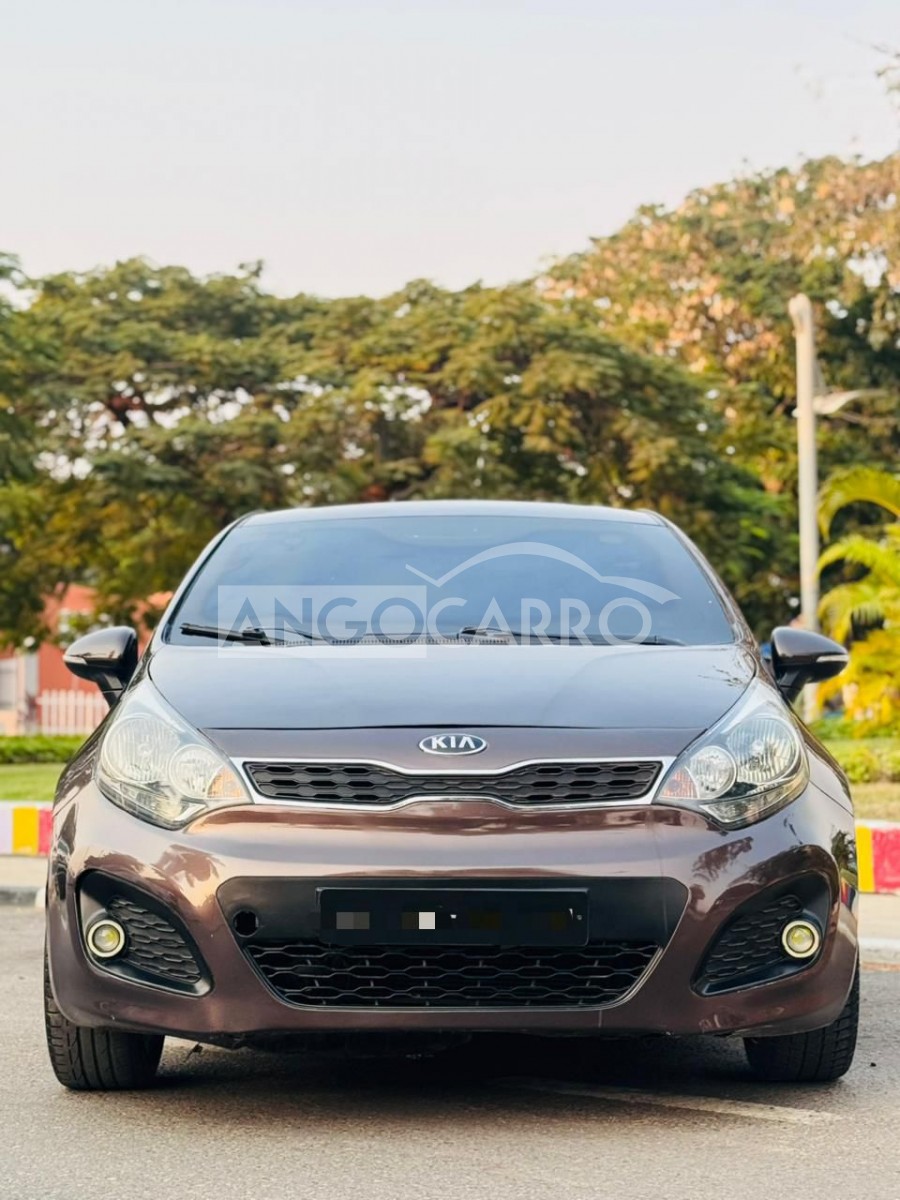 Kia Rio 2017 (Gasolina) - Angocarro