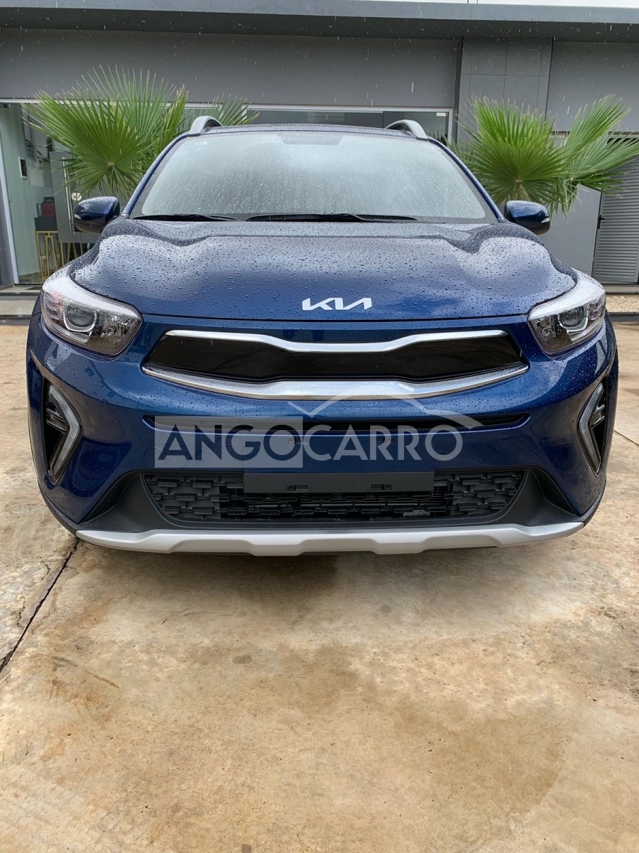 Kia Stonic 2023 (Gasolina) - Angocarro