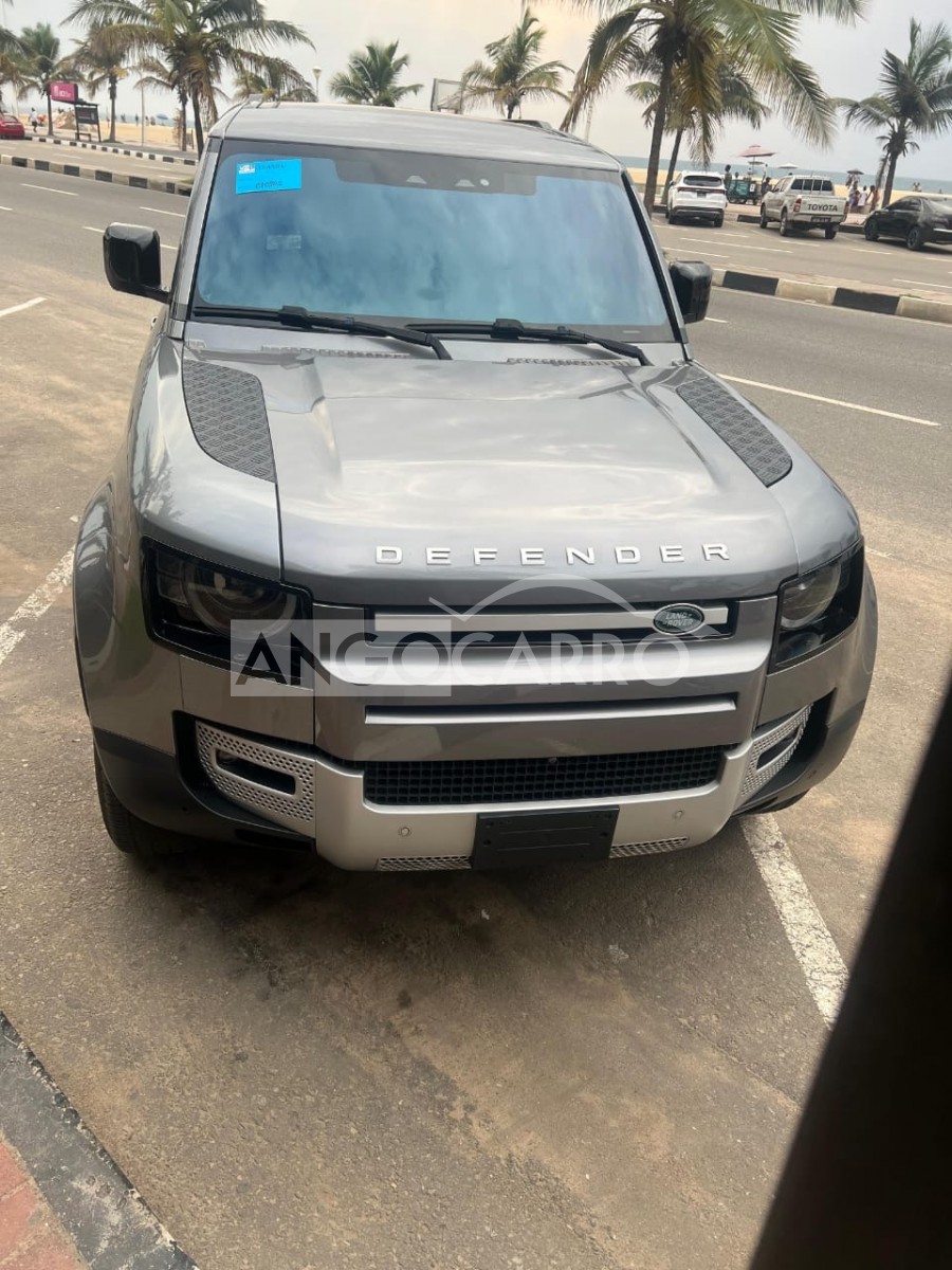 Land-Rover Defender 2024 (Gasolina) - Angocarro