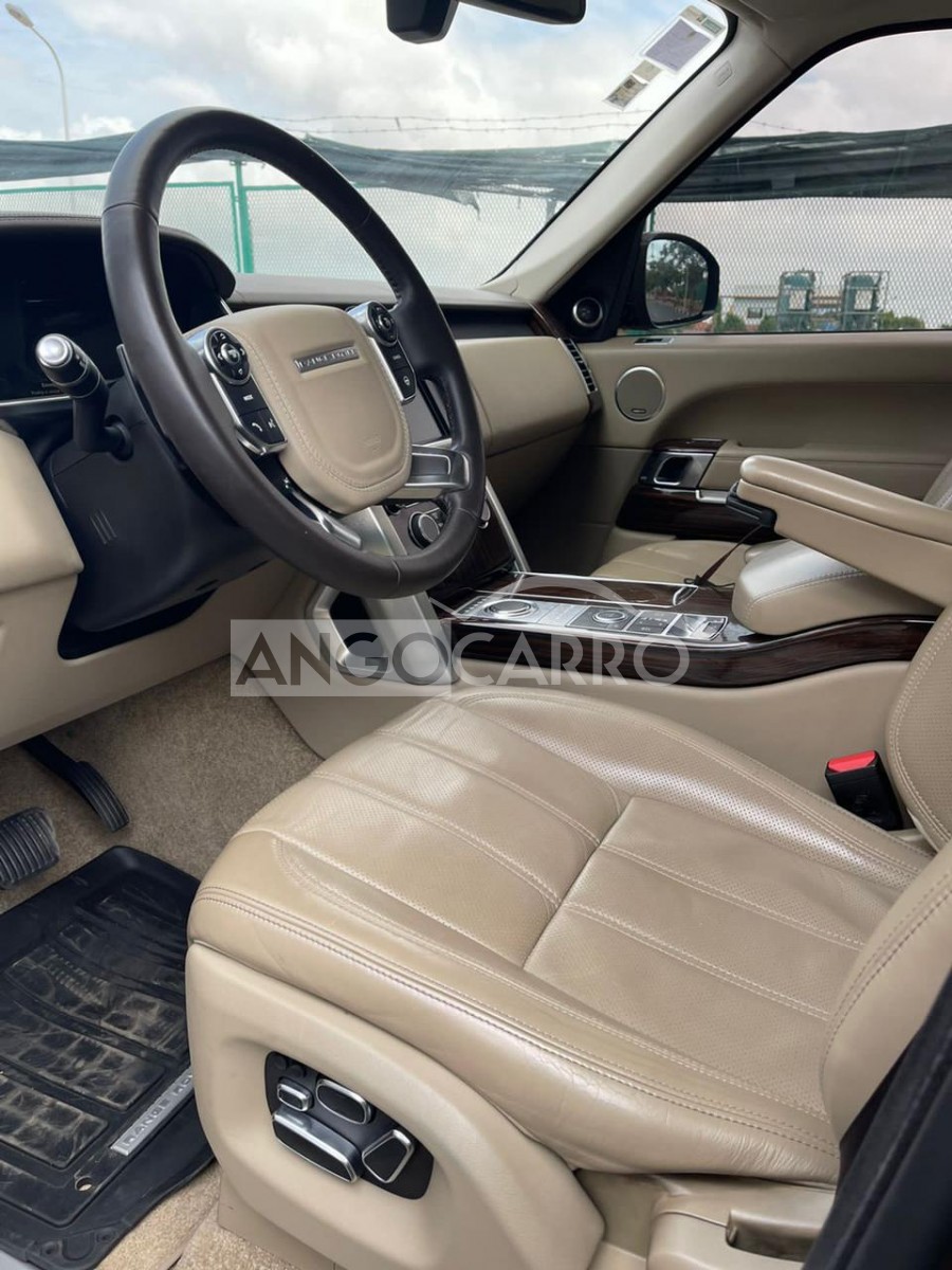 Land-Rover Range Rover 2015 (Diesel) - Angocarro