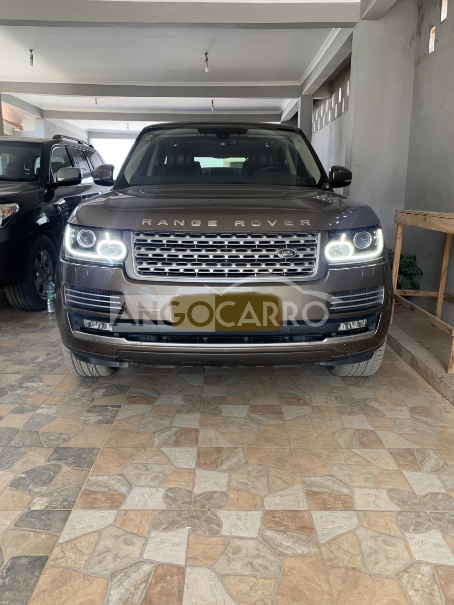Land-Rover Range Rover Vogue 2014 (Gasolina) - Angocarro