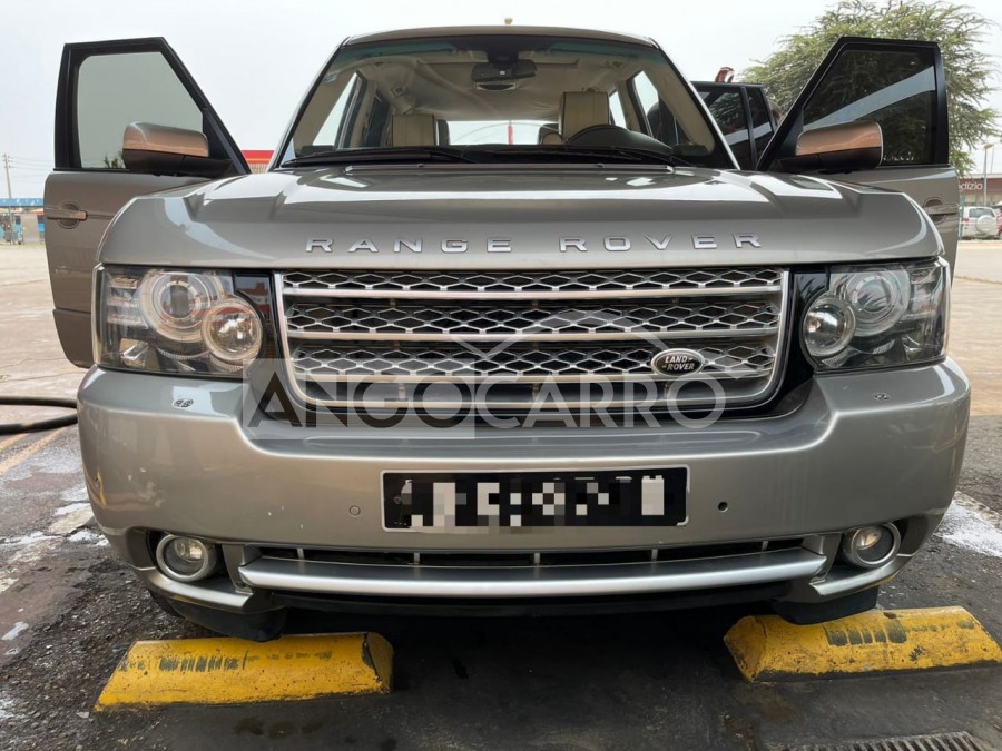 Land-Rover Range Rover Vogue 2012 (Diesel) - Angocarro