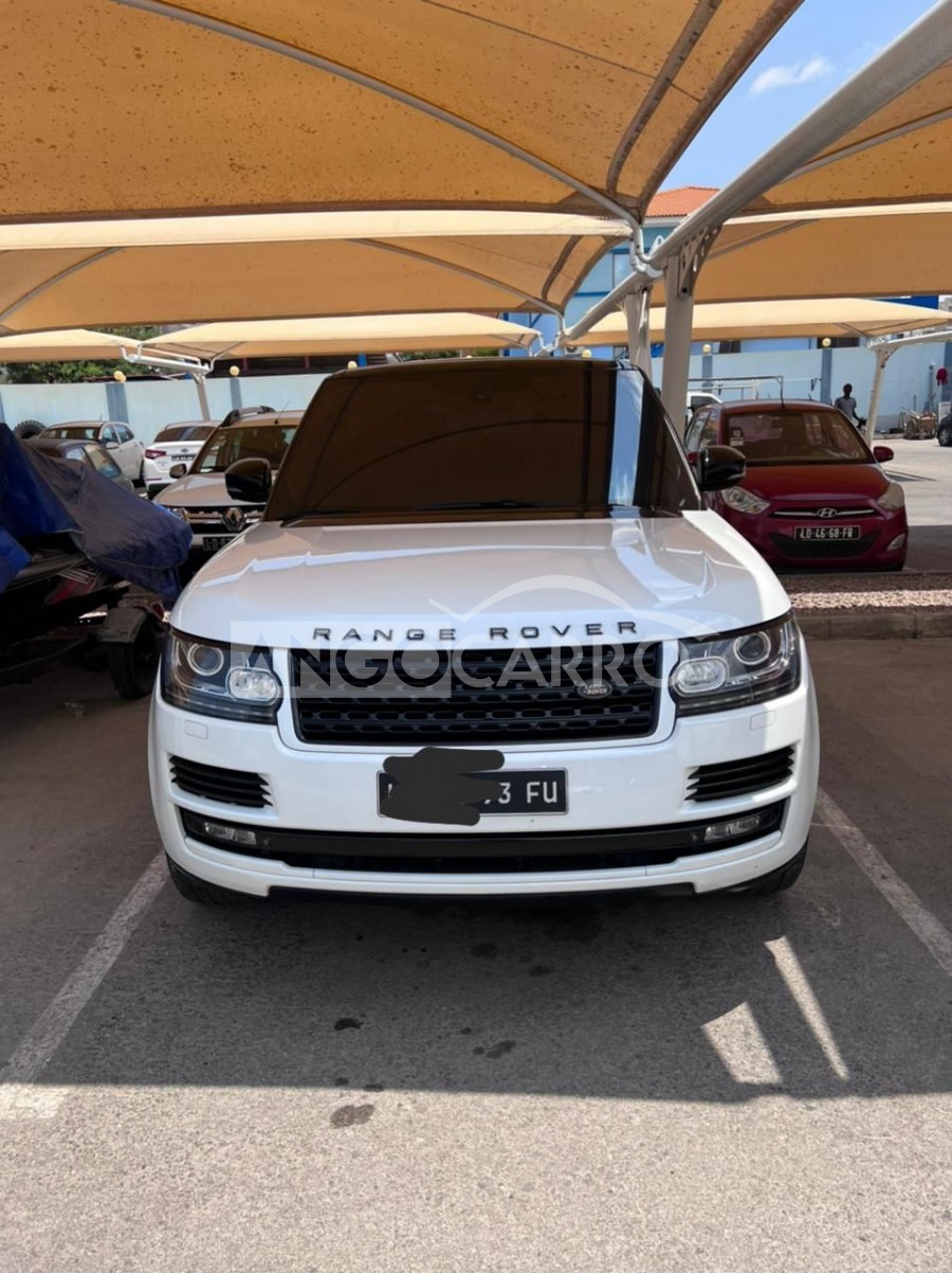Land-Rover Range Rover Vogue 2014 (Gasolina) - Angocarro