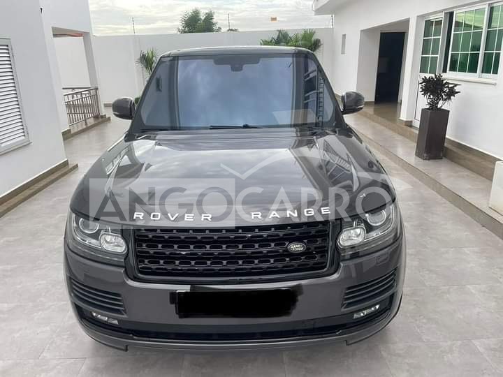 Land-Rover Range Rover Vogue 2017 (Gasolina) - Angocarro