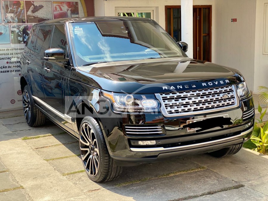 Land-Rover Range Rover Vogue 2017 (Gasolina) - Angocarro