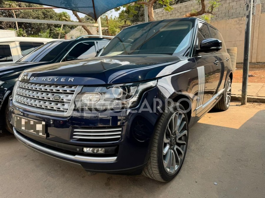Land-Rover Range Rover Vogue 2017 (Gasolina) - Angocarro