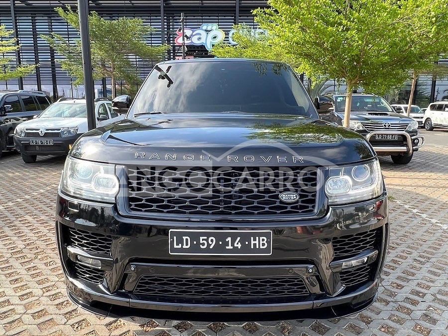 Land-Rover Range Rover Vogue 2018 (Diesel) - Angocarro