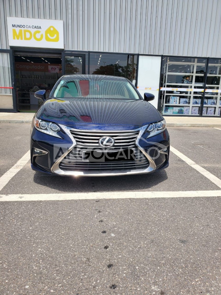 Lexus ES 2018 (Gasolina) - Angocarro