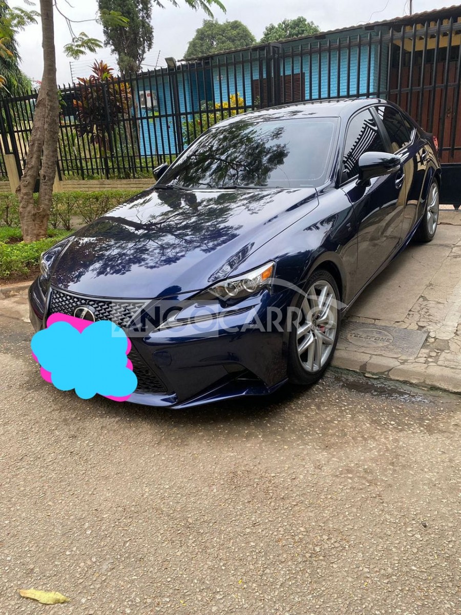 Lexus ES 2020 (Gasolina) - Angocarro