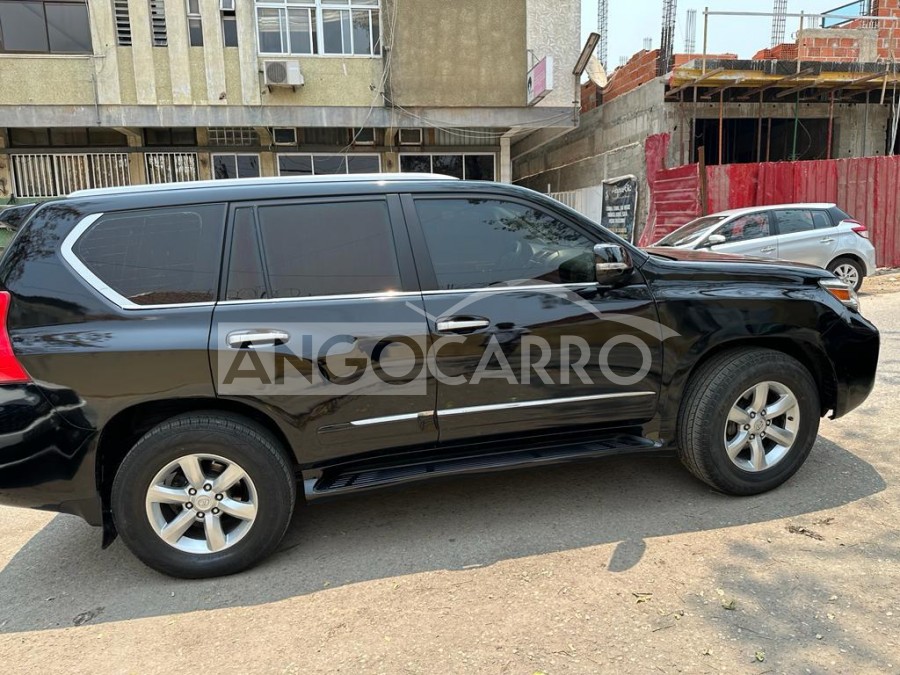 Lexus GX 2013 (Gasolina) - Angocarro