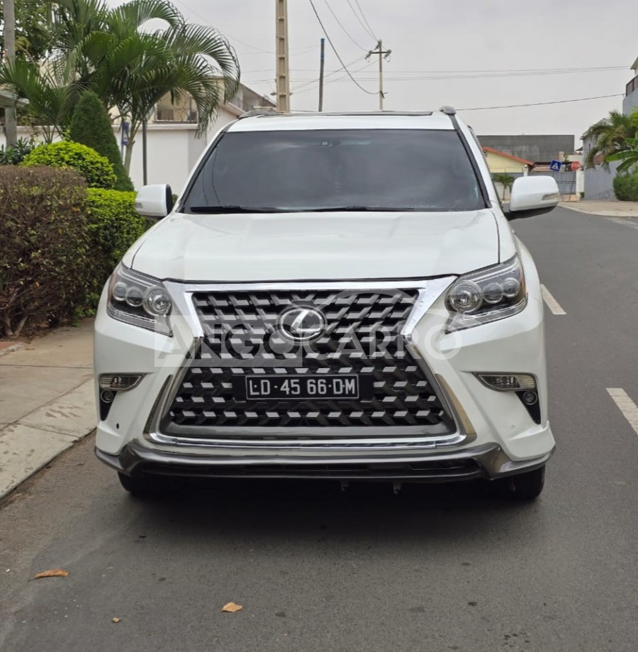 Lexus GX 2013 (Gasolina) - Angocarro