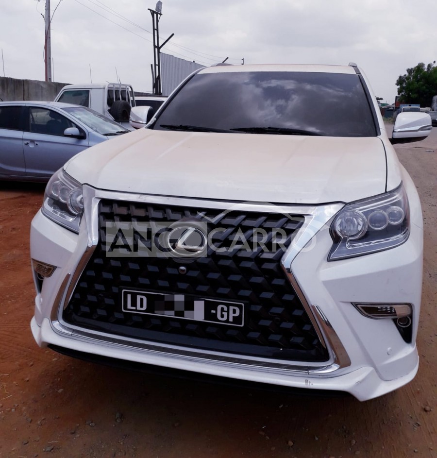 Lexus GX 2015 (Gasolina) - Angocarro