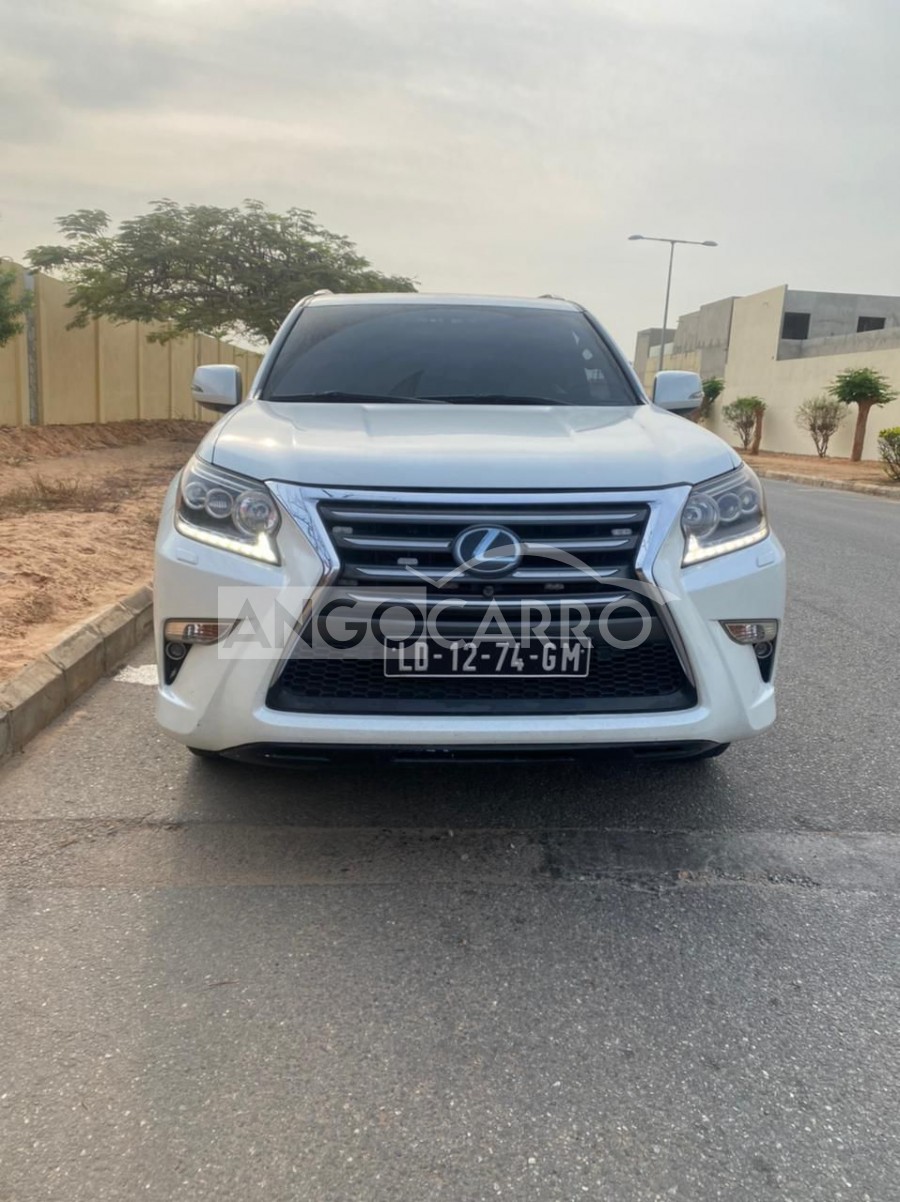 Lexus GX 2015 (Gasolina) - Angocarro
