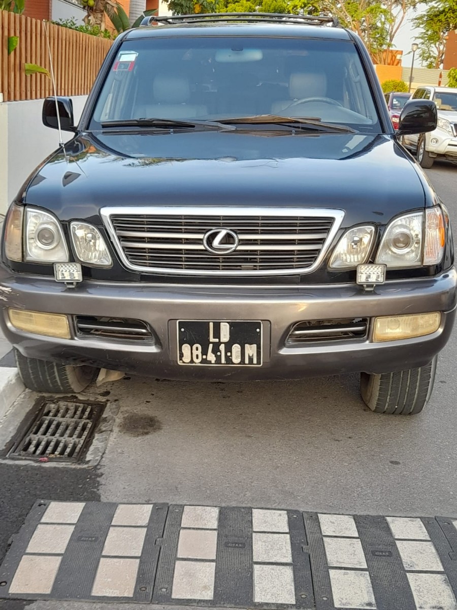 Lexus LX 2008 (Gasolina) - Angocarro