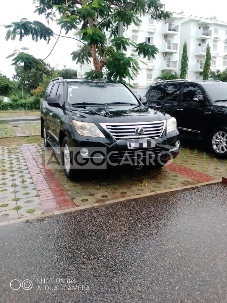 Lexus LX 570 2008 (Gasolina) - Angocarro