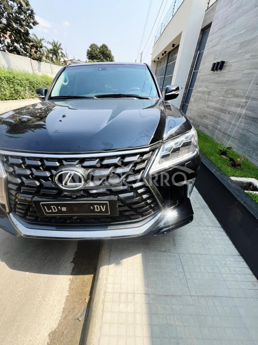 Lexus LX 570 2012 (Gasolina) - Angocarro