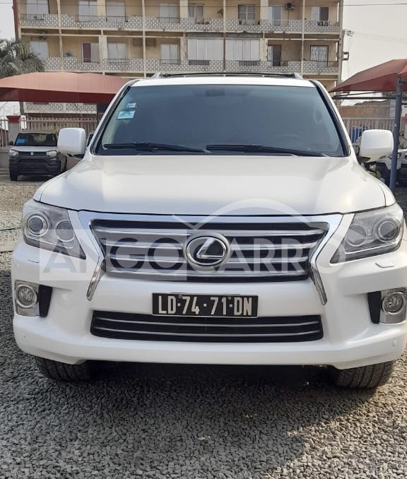 Lexus LX 570 2012 (Gasolina) - Angocarro