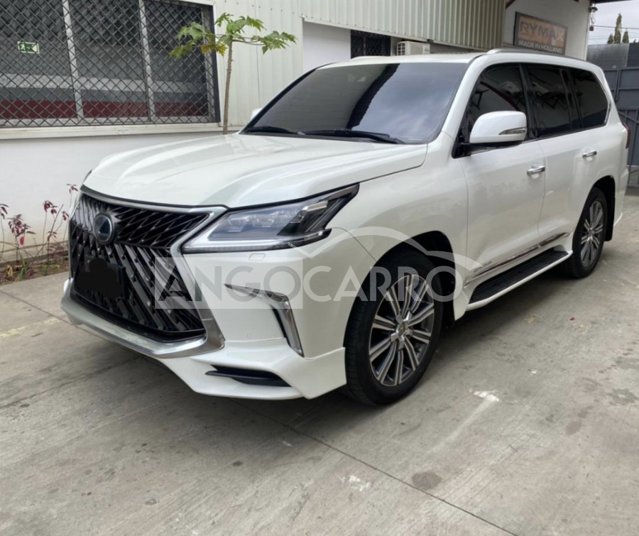 Lexus LX 570 2016 (Gasolina) - Angocarro