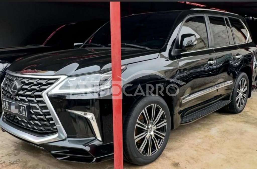 Lexus LX 570 2017 (Gasolina) - Angocarro