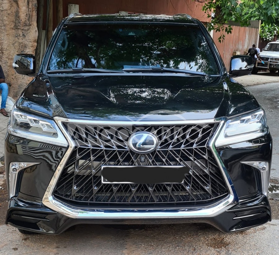 Lexus LX 570 2017 (Gasolina) - Angocarro