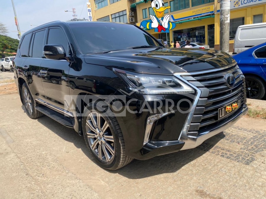 Lexus LX 570 2017 (Gasolina) - Angocarro