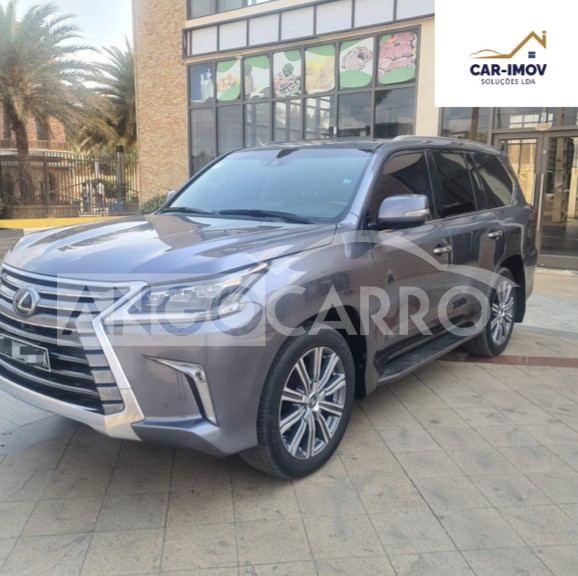 Lexus LX 570 2018 (Gasolina) - Angocarro