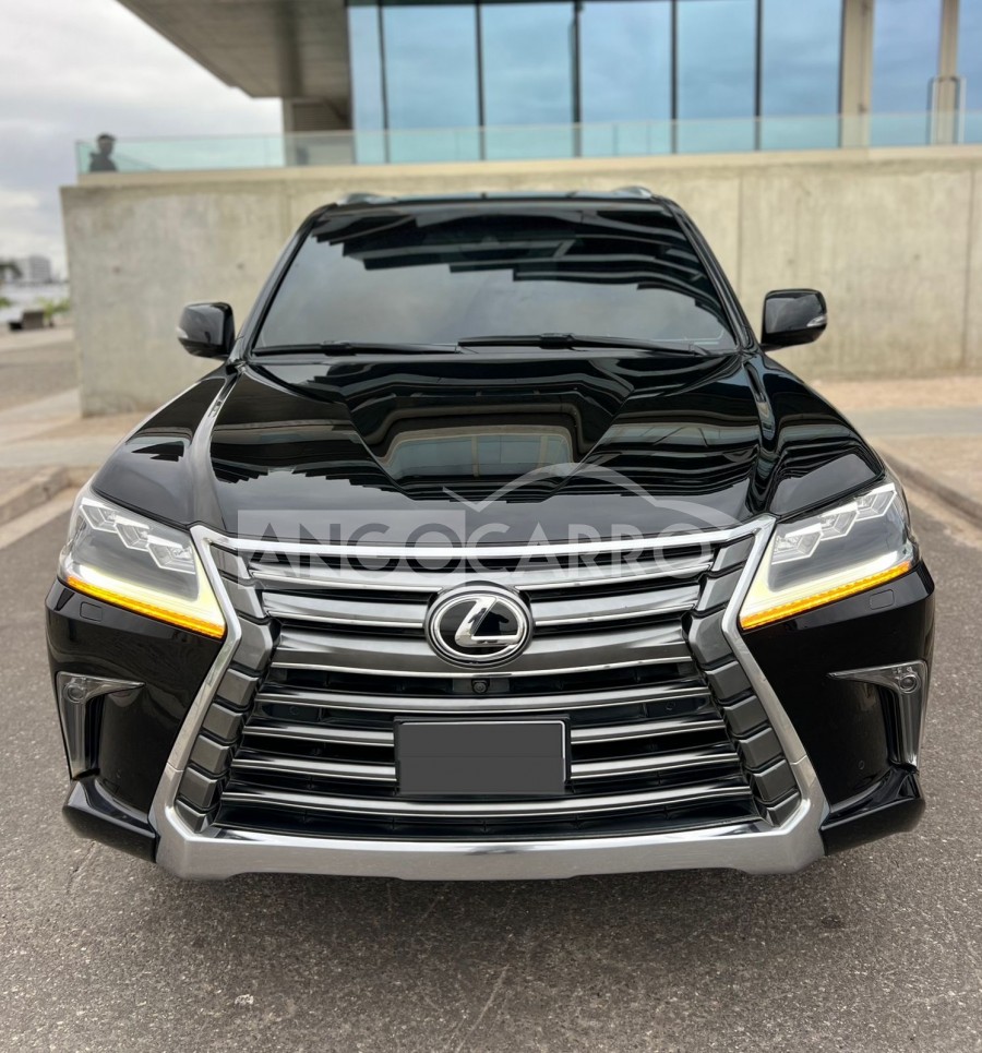 Lexus LX 570 2018 (Gasolina) - Angocarro