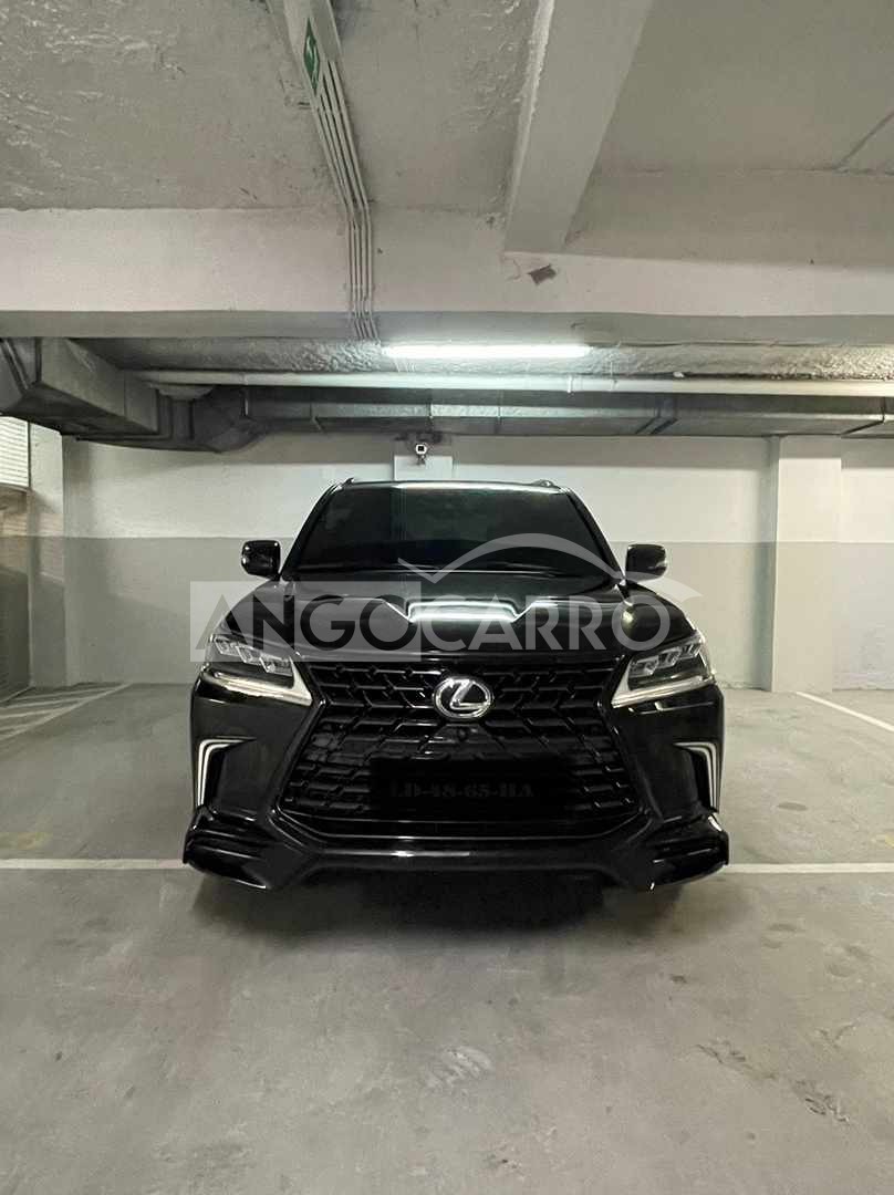 Lexus LX 570 2018 (Gasolina) - Angocarro