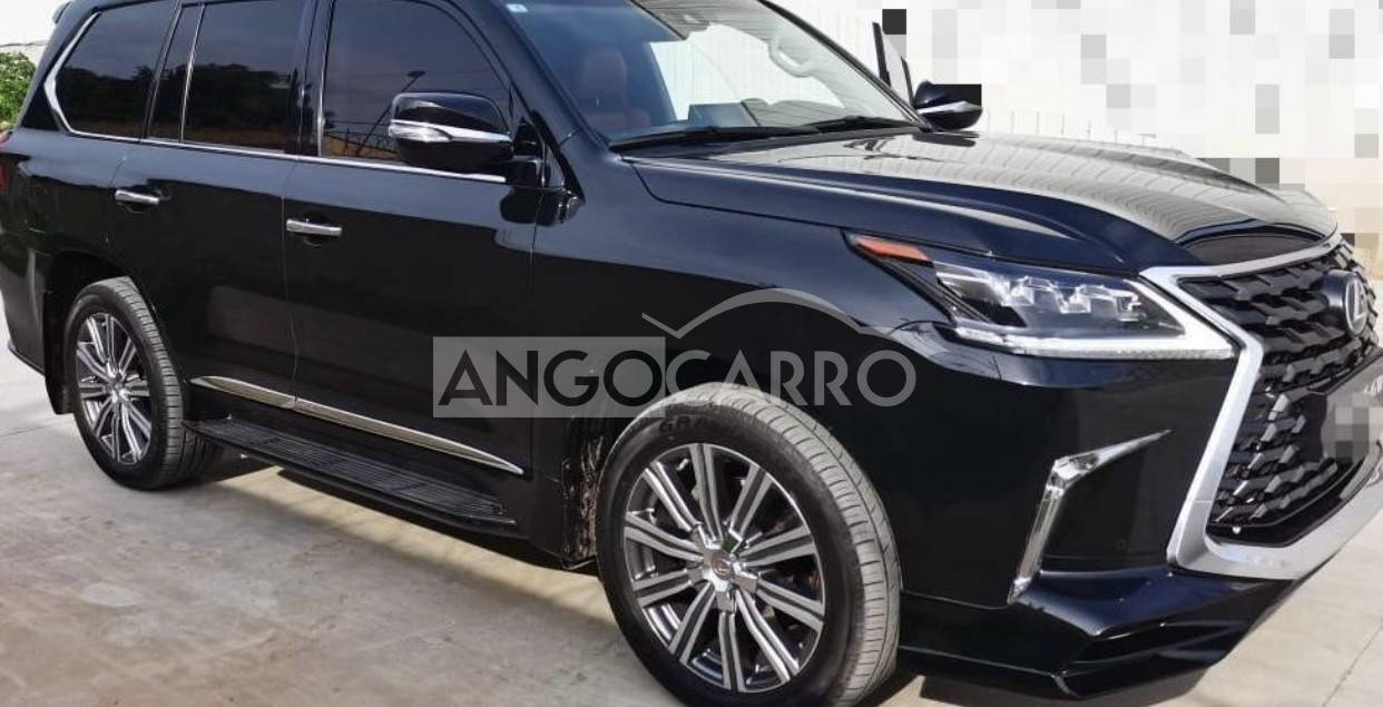 Lexus LX 570 2018 (Gasolina) - Angocarro