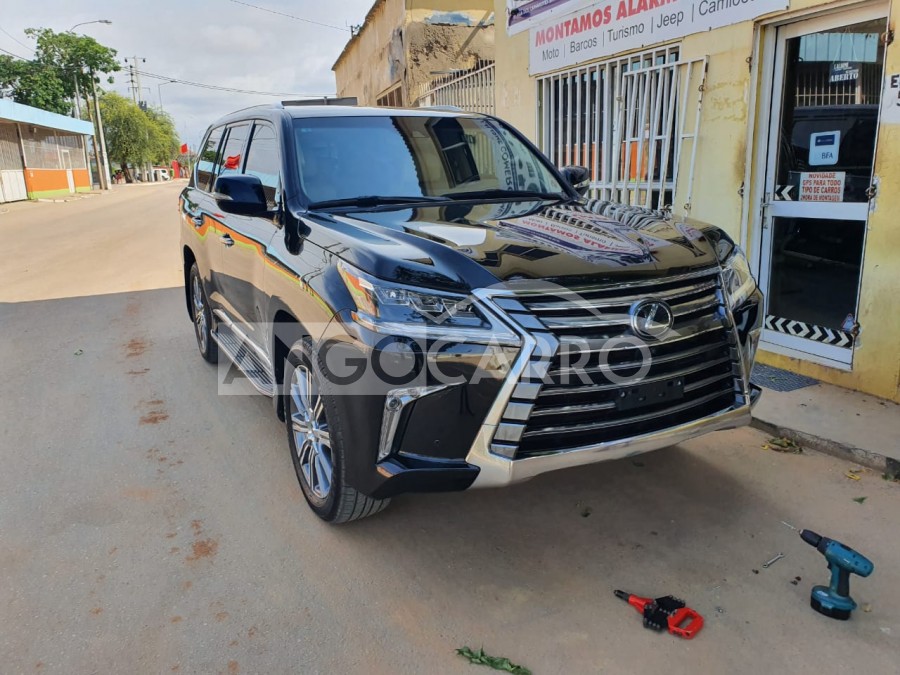 Lexus LX 570 2019 (Gasolina) - Angocarro