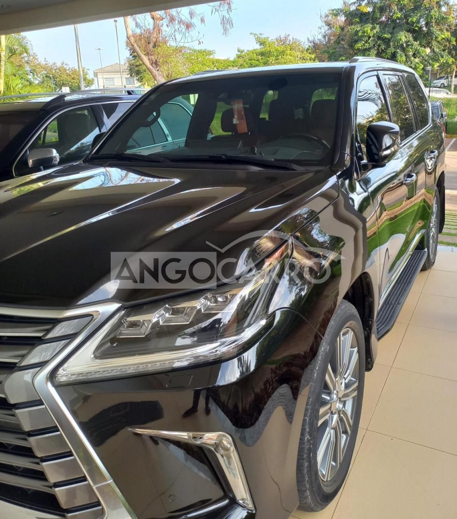 Lexus LX 570 2019 (Gasolina) - Angocarro