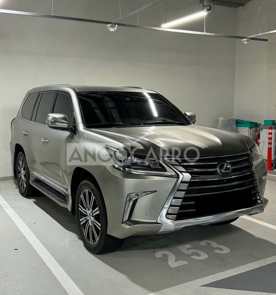 Lexus LX 570 2019 (Gasolina) - Angocarro