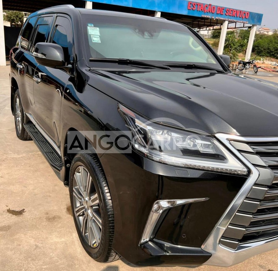 Lexus LX 570 2019 (Gasolina) - Angocarro