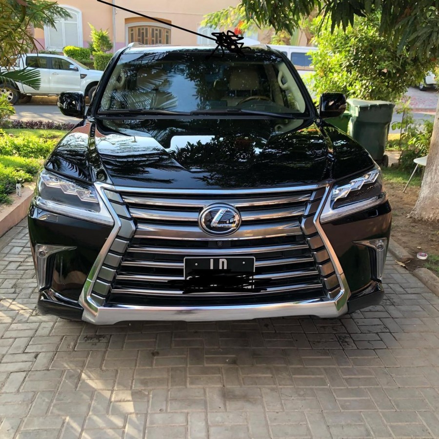 Lexus LX 570 2019 (Gasolina) - Angocarro